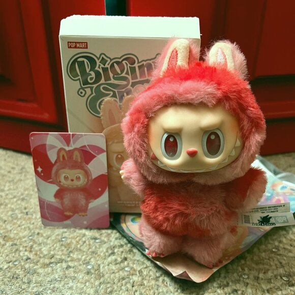 POP MART | Toys | Labubu Big Into Energy Love | Poshmark